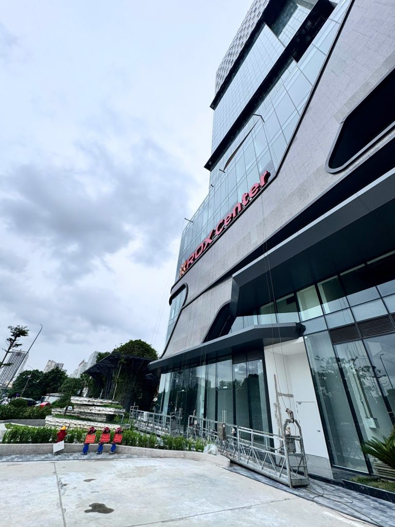 ROX Center Goldmark City, Trung tâm thương mại Goldmark